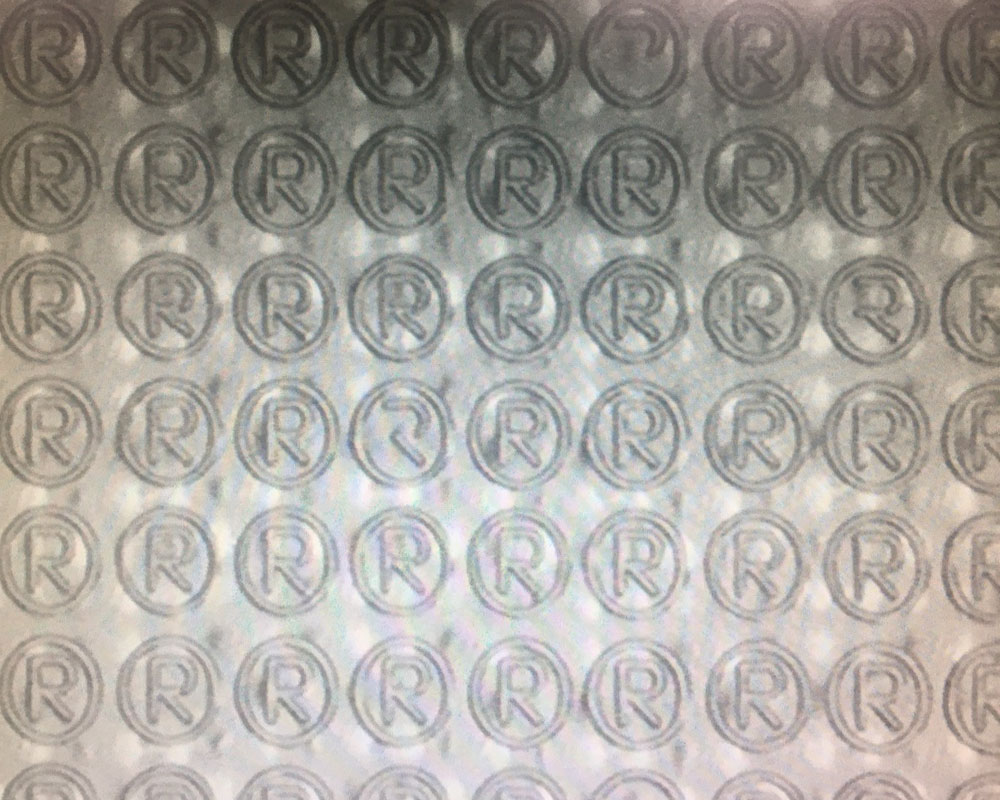 微透鏡陣列 如何運用在防偽標籤？ | Microlens Array Label – 防偽印刷 | 雷射全像 | 淩雲科技股份有限公司 ...